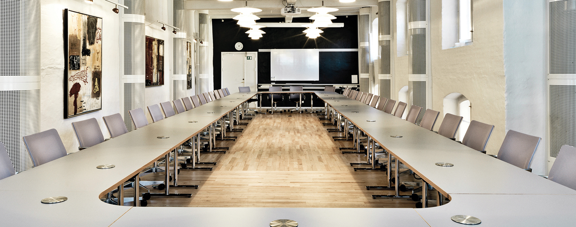 Tempest table accessories | HOWE Moving Design